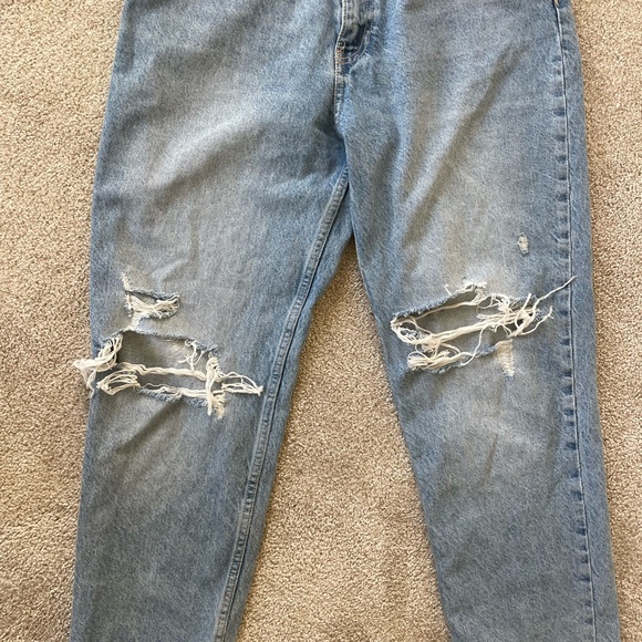 Zara | Jeans | Zara Ripped Mom Fit Jeans | Poshmark